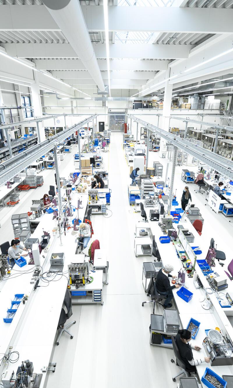 Über uns: Standorte & Infos | AVS Römer